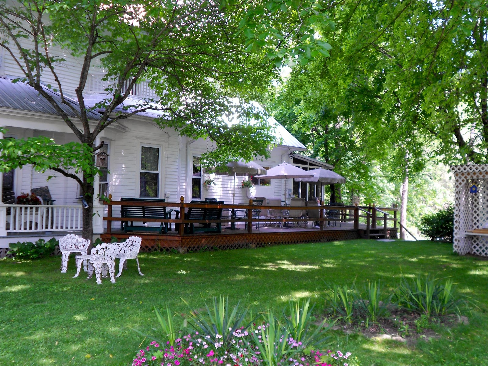 Hank's AT Adventures: Side Trail: Lazy Fox Inn, Damascus, VA