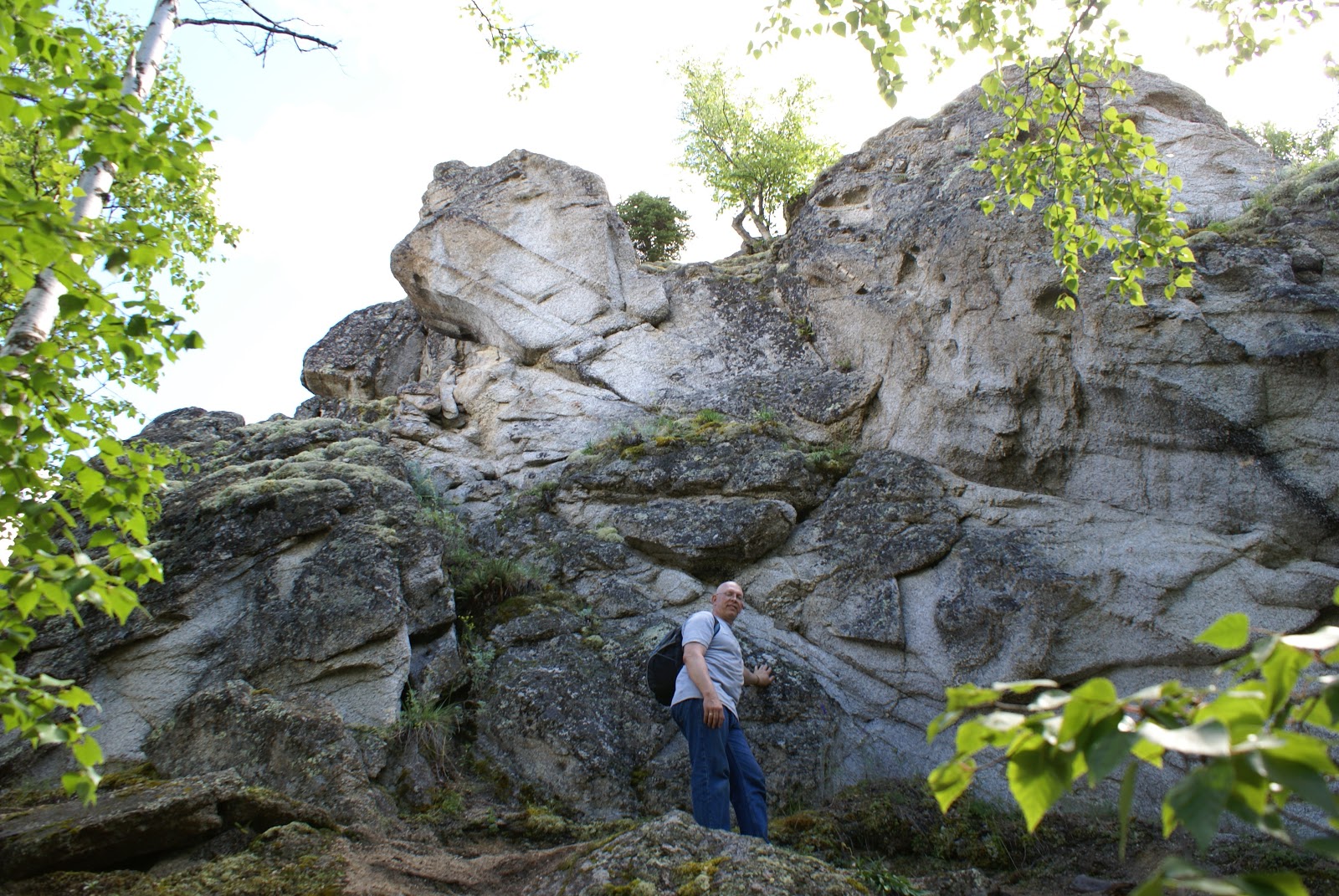 Hike up the Angel Rocks Trail