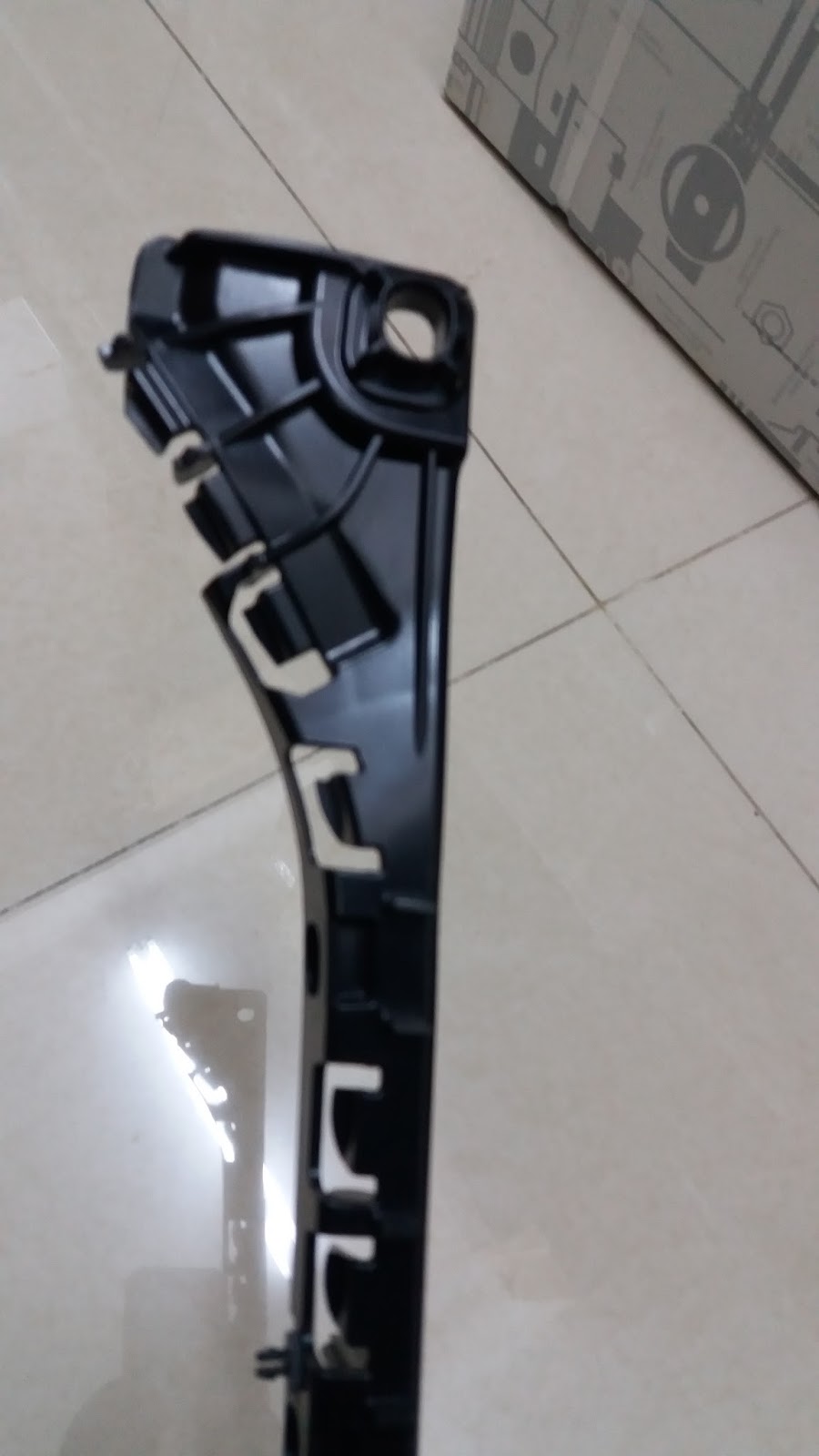 InfoAutoParts: BUMPER BRACKET REAR RH MERCEDES BENZ OEM #2128850863