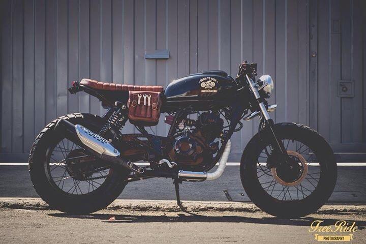 Bajaj Pulsar 180 Custom by Rockers Garage Bogota - Lsr Bikes