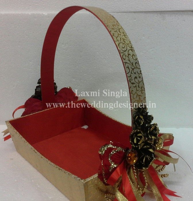 The Wedding Designers: DECORATIVE WEDDING BASKET