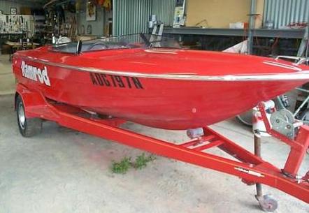 AUSSIE SKIBOATS: random; 70's LEWIS