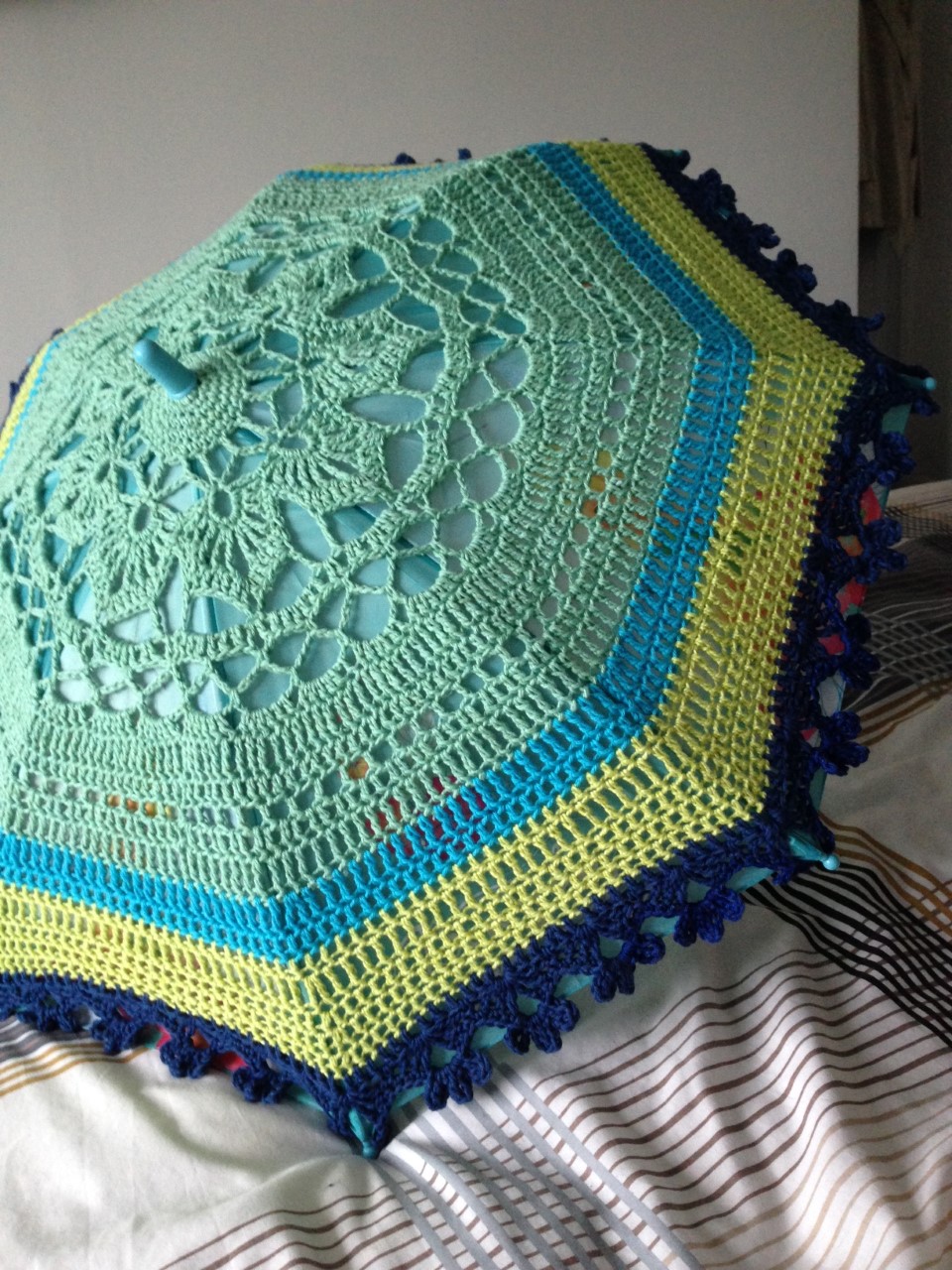 Susan Pinner: CROCHET PARASOL...