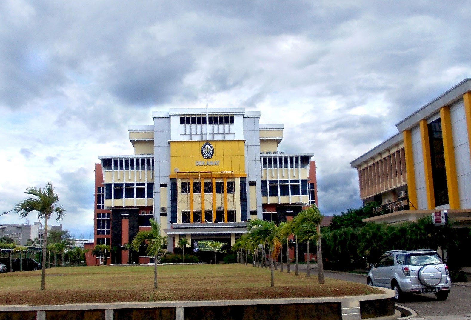 Universitas Diponegoro Undip - Perumperindo.co.id