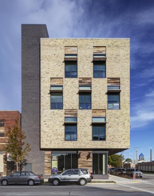 EDIFICIO CLOCK SHADOW, EJEMPLO DE SUSTENTABILIDAD ~ Abraham Cababie