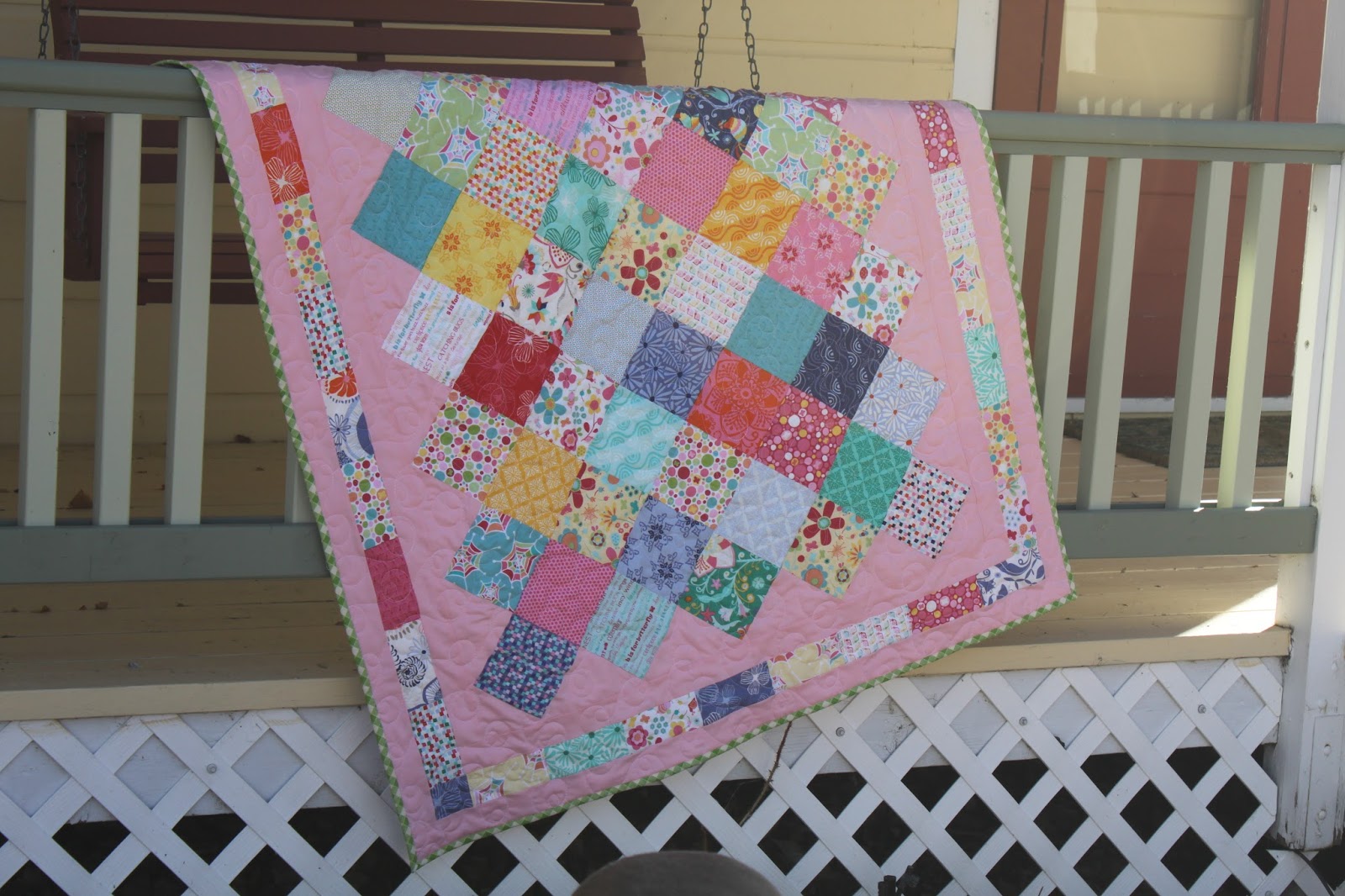 Stitch by Stitch: Charm Pack baby quilt tutorial...