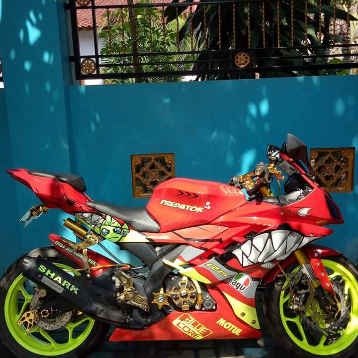 Modifikasi R15 Warna Merah - Kumpulan Modifikasi Motor Mobil 2019