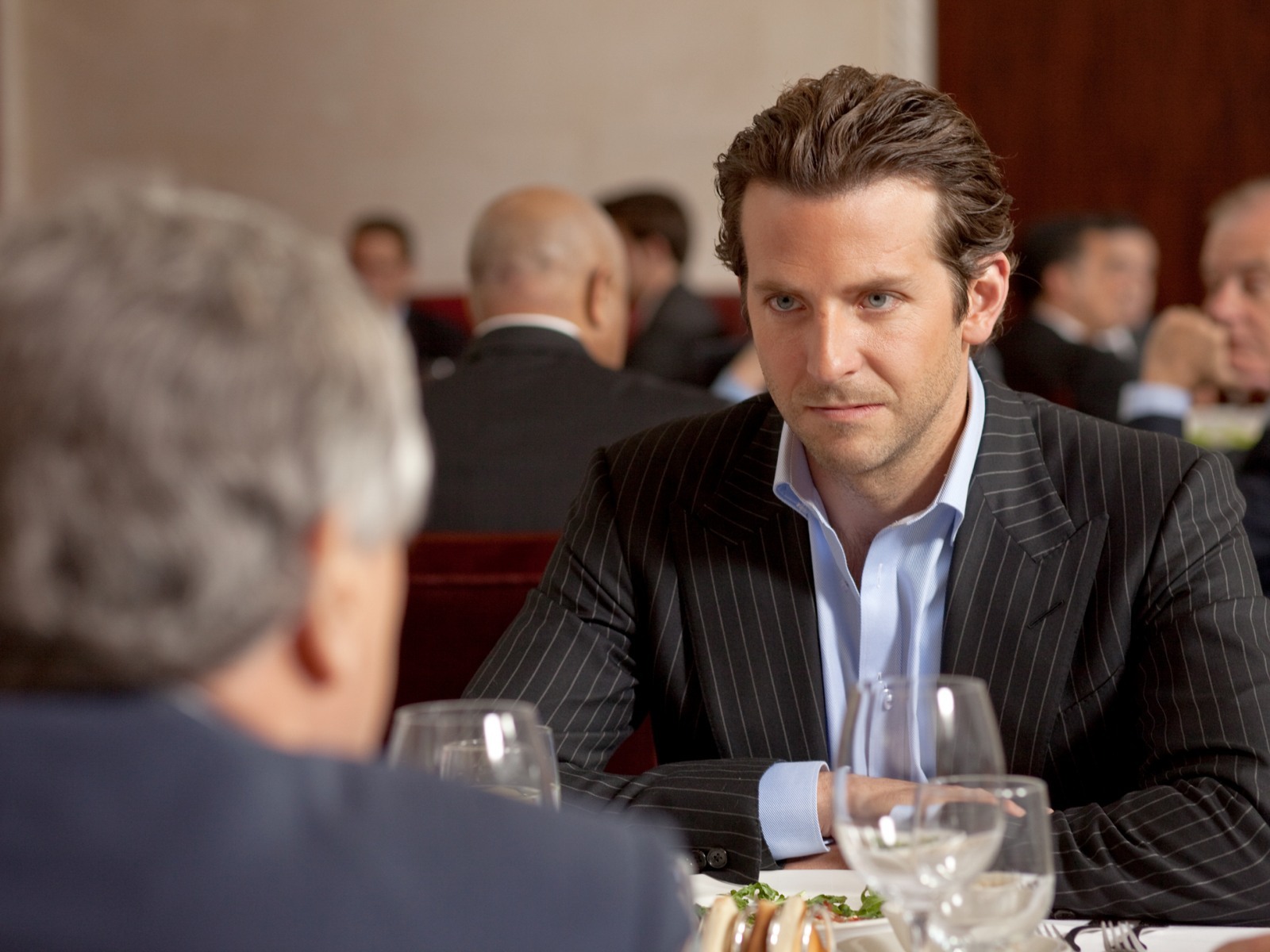 CRÍTICA | Sem Limites