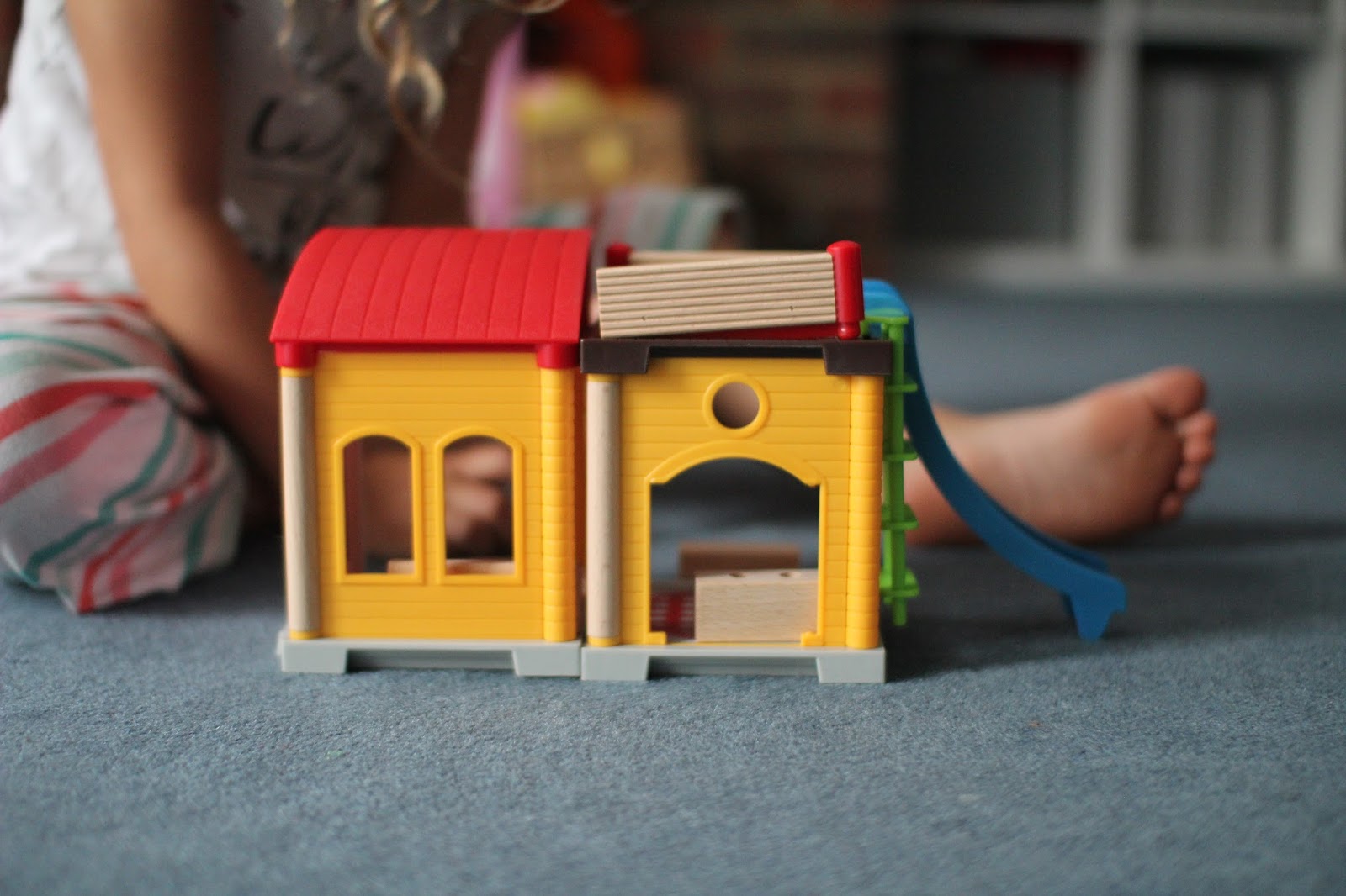Mummy's Little Blog: Brio World School Play Set
