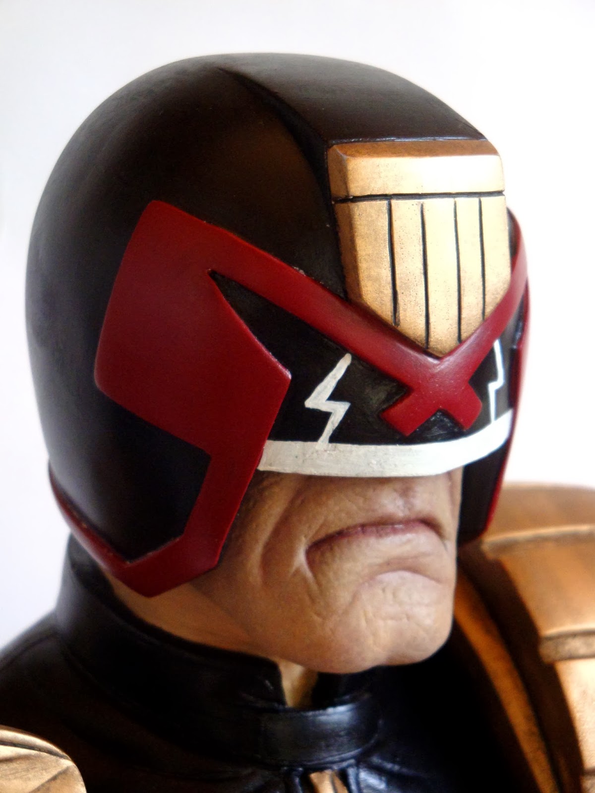 Michael White Sculpting & Props: Judge Dredd & Judge Anderson 1/3 Scale ...