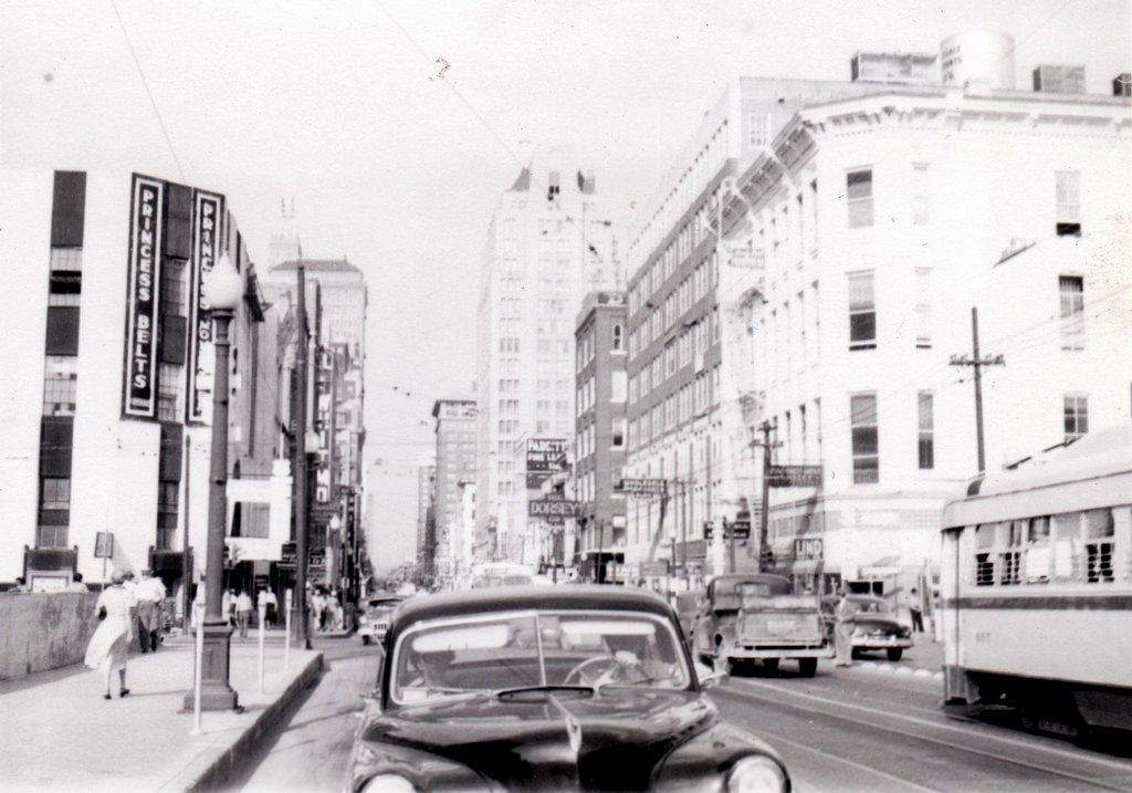 32 Vintage Photos of Downtown Dallas in the 1950s ~ vintage everyday