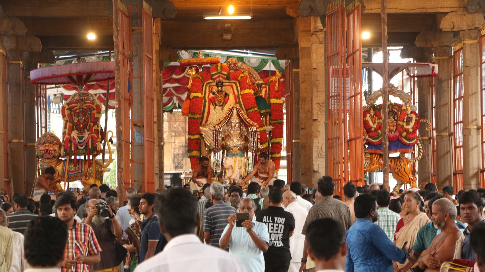 Mylapore Panguni Fest: Purushamirugam does the rounds today, Apr 5