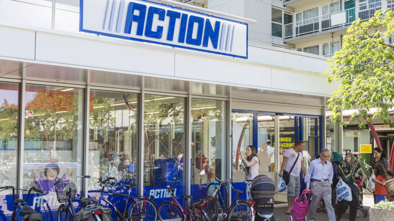 Terhipnotis Delft di Minggu Perdana Part 1 - La Topanrita