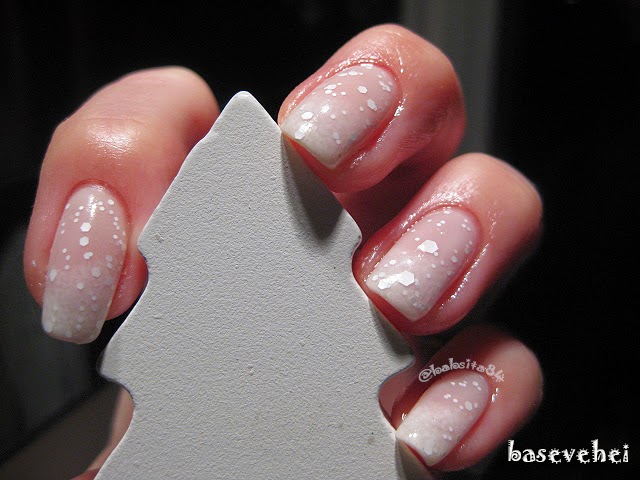 baseveheinails: Śnieżne pazurki hybrydowe - Semilac 001, 050 - Jak ...