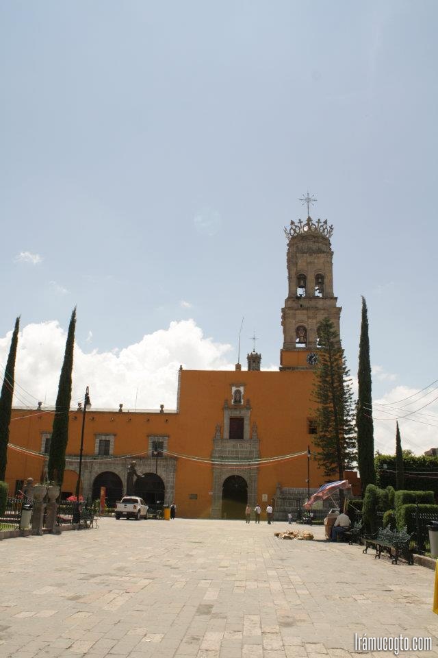 Breve historia e imágenes actuales de Acambaro, Guanajuato