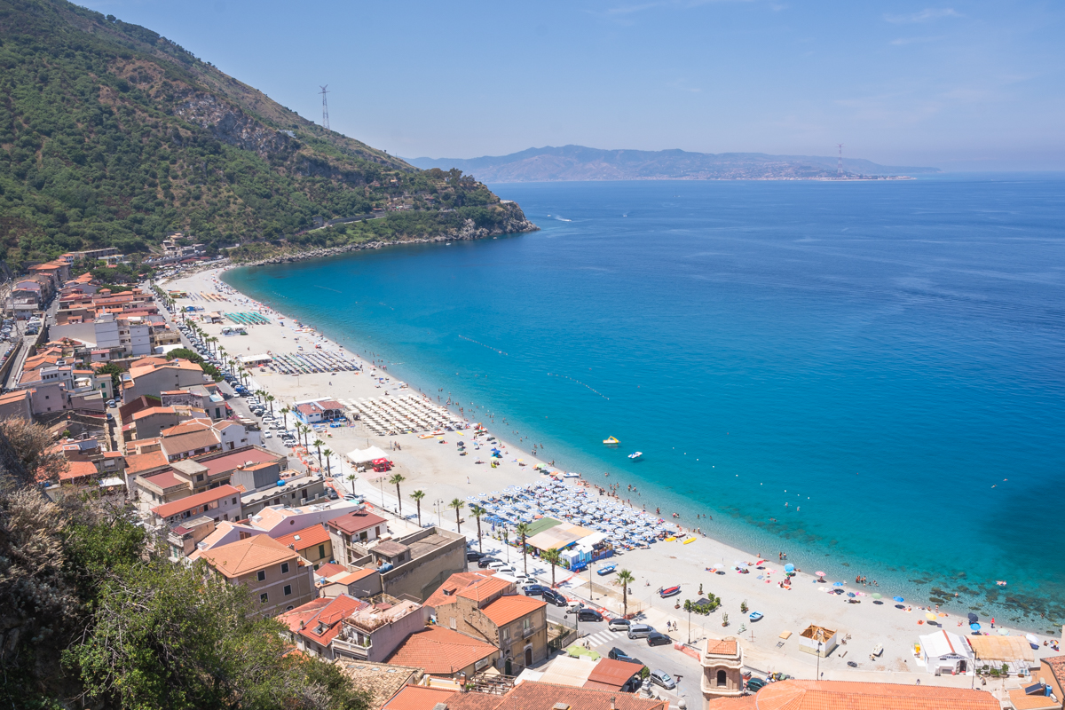 KALABRIJA (6.) - OB OBALI - iz Tropee do Scille