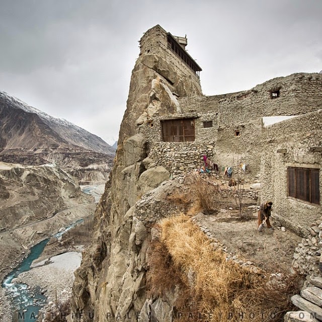 OLTRE IL MURO: ARTE e FOTOGRAFIA: MATTHIEU PALEY | PHOTOGRAPHER