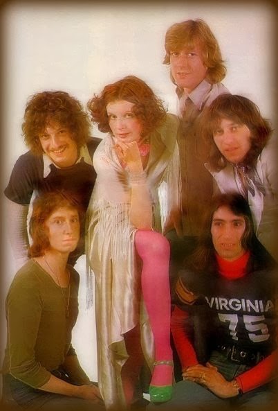 Edgar Ducasse: Noosha Fox