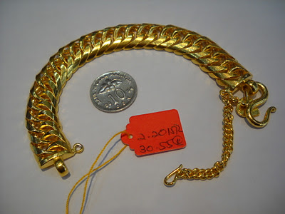 Keanggunan Emas Kelantan: Rantai Tangan Emas 999.9