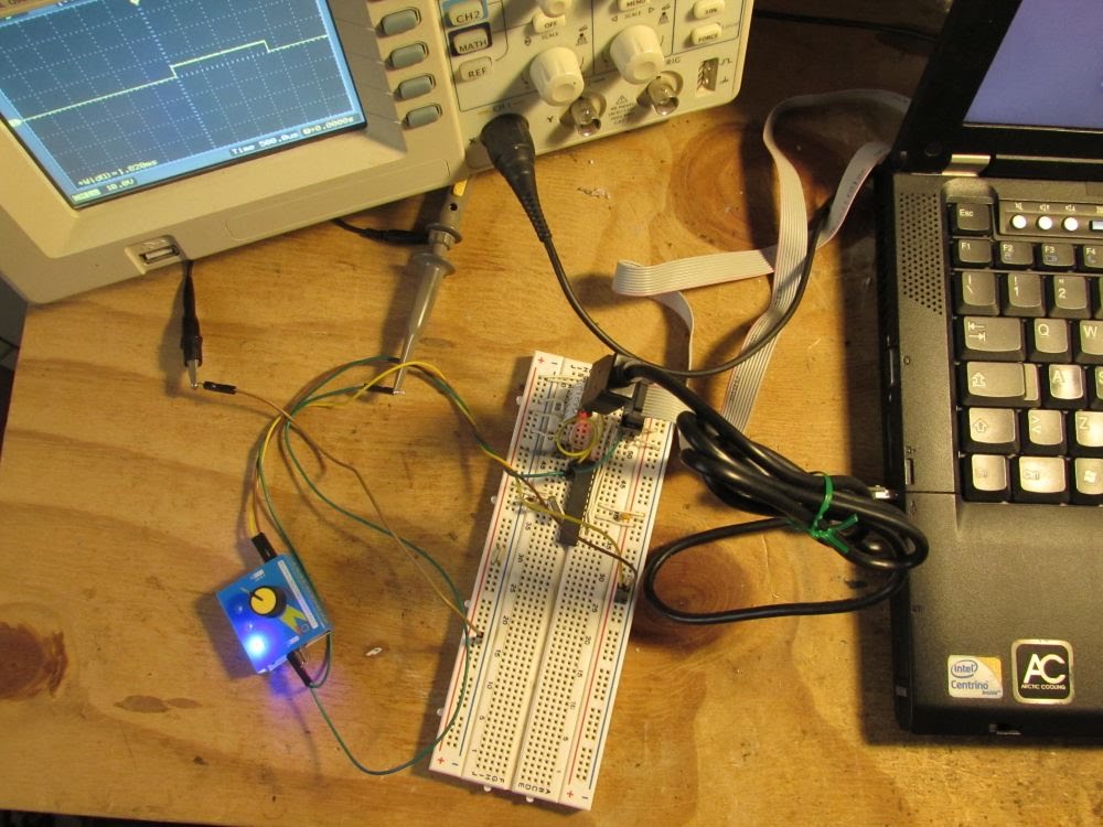 Davide Gironi blog: An AVR ATmega R/C control signal reader - Method/02