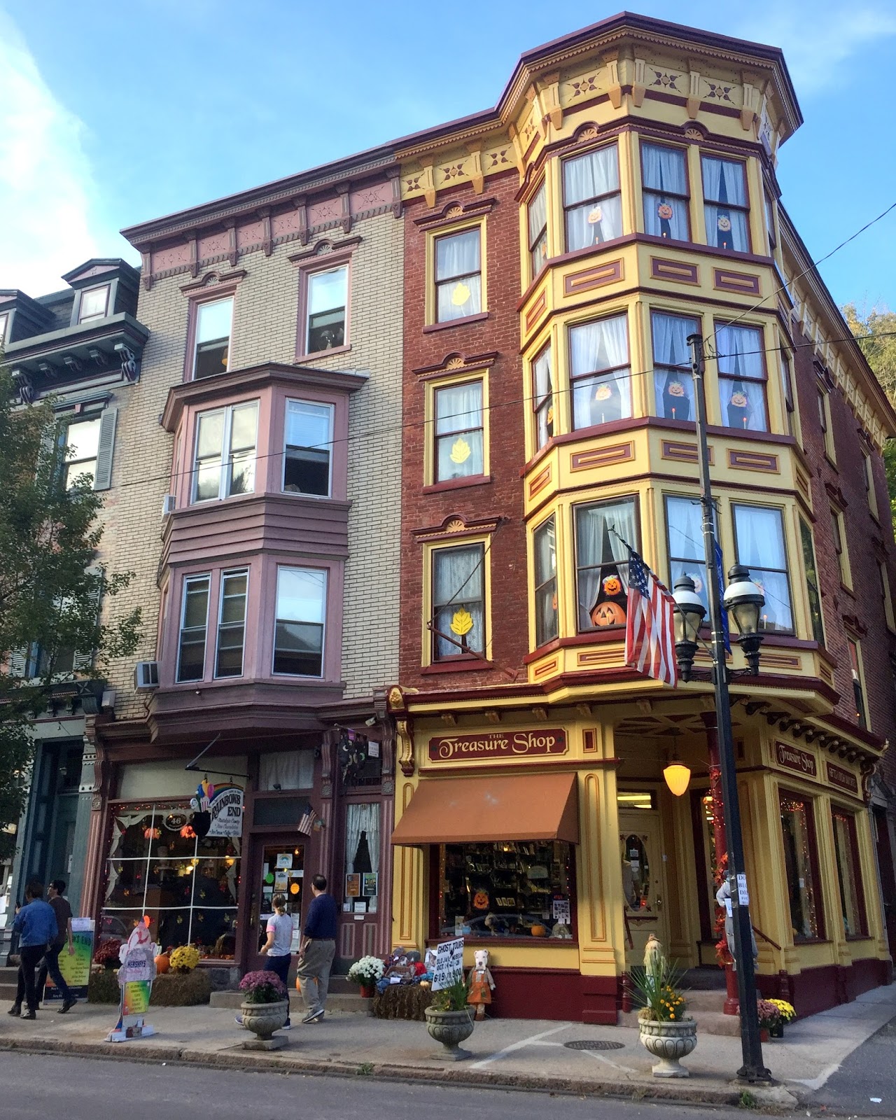 My Paisley World: A Fabulous Fall Foliage Festival in Jim Thorpe, PA