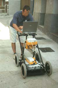 Investigaciones en la obra civilResearches into civil engineering: GPR ...