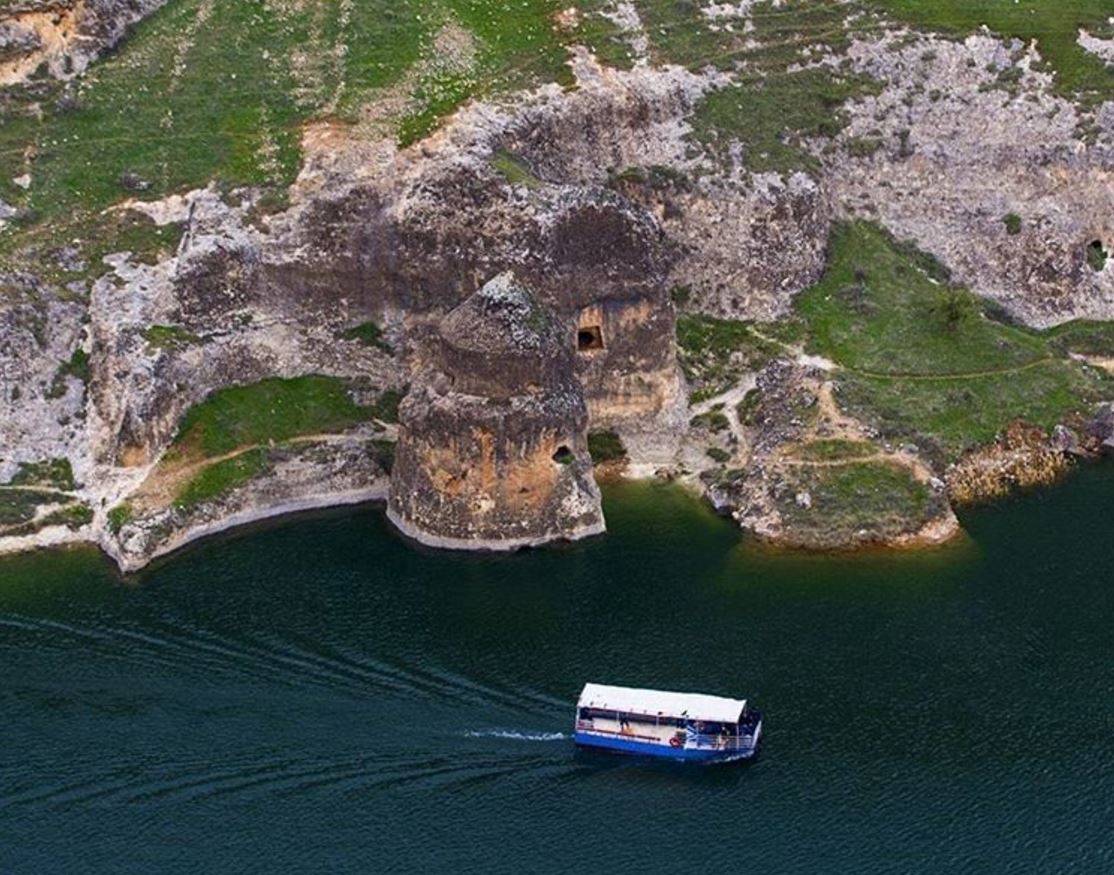 Hidden and little known places: Castles of Eğil, built in 5000 BC ...