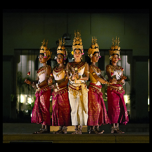 Moninich Pheng ( Cambodian ): Khmer Apsara Dance ...