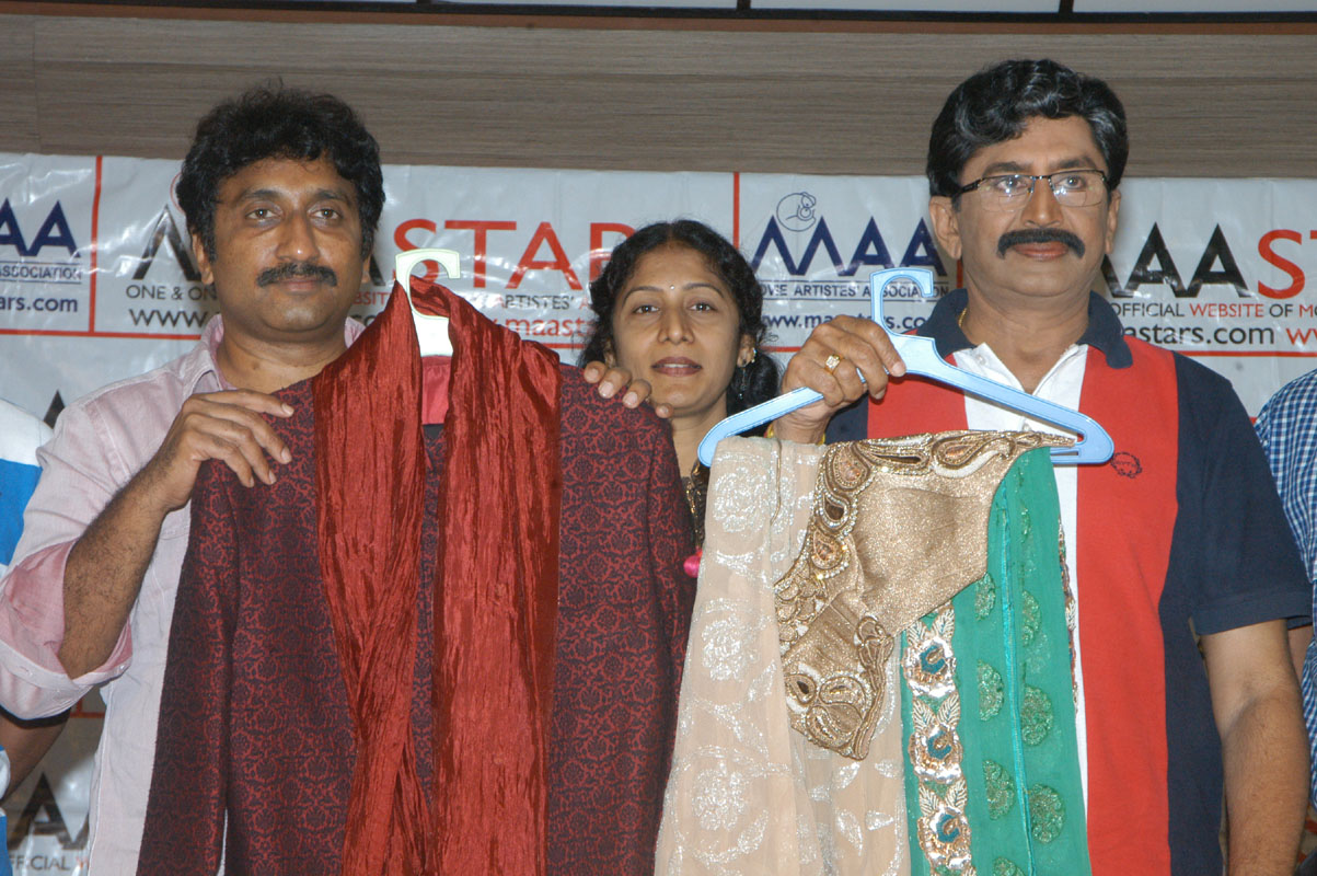 Cinifans: Dukudu-mahesh-babu-samantha-dress-action-press-meet-Photos