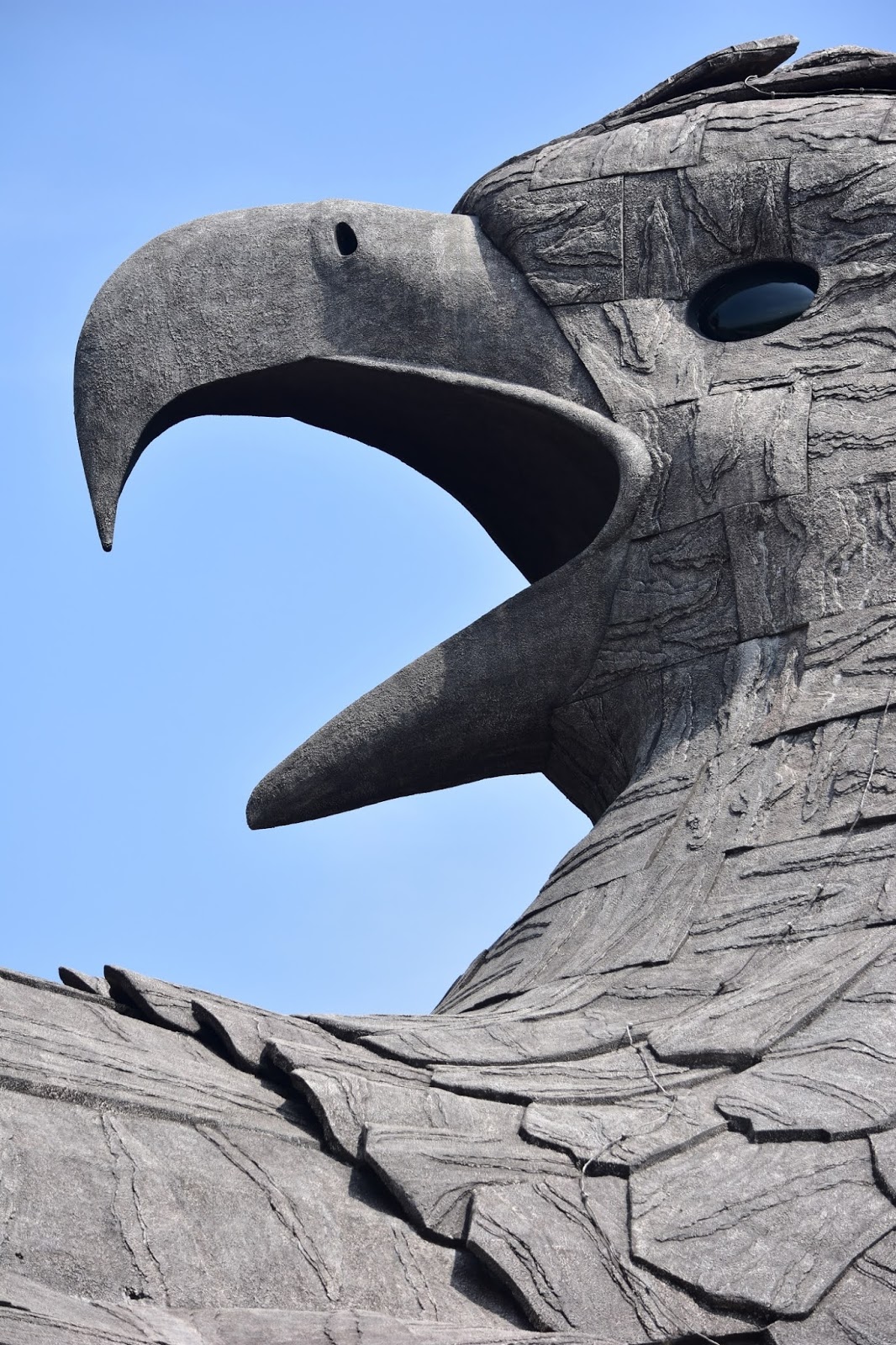 This Is World’s Largest Bird Sculpture And Took 10 Years To Complete