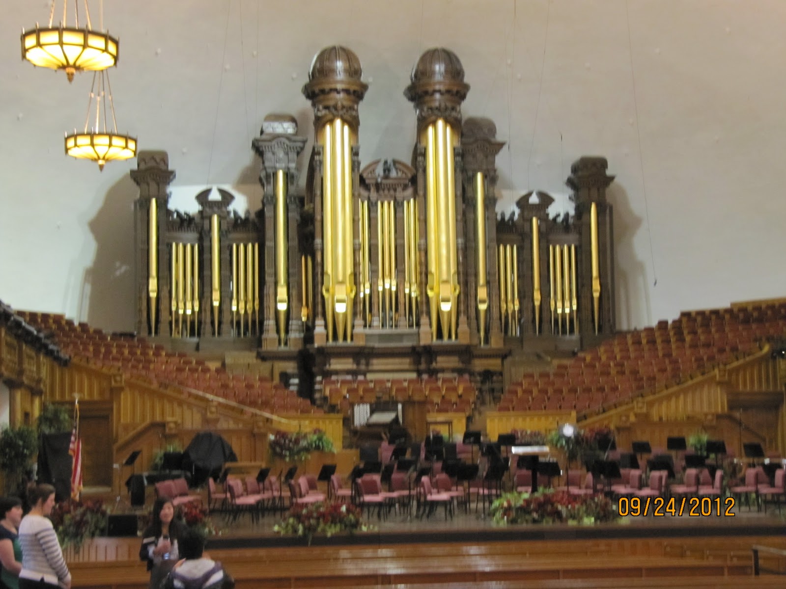 Time 2 Xstitch: Shepherd's Bush Retreat pics.....