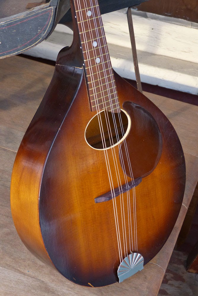 1940s Regal Flatback Mandolin