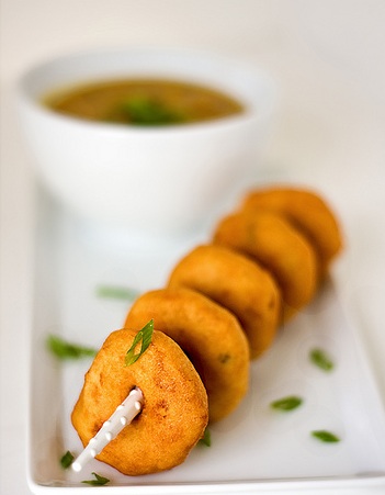 Srilankan Food Adventures: Vadais