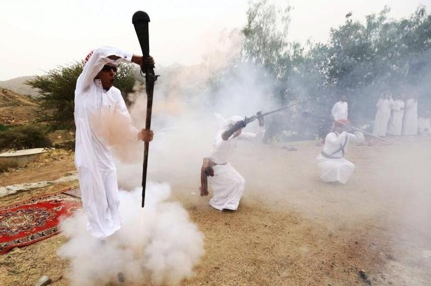 Asian Defence News: Saudi gun dance