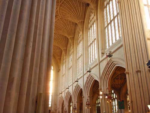 Bath Abbey Medieval Church - Britain All Over Travel Guide