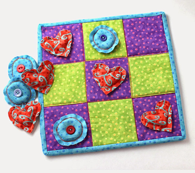 Jennifer Jangles Blog: Fabric Tic Tac Toe Game Sewing Pattern
