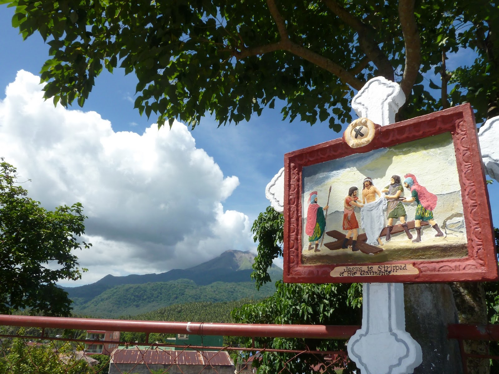 A Road To Everywhere: Soaked in Sorsogon Day 1: Bulusan and Irosin