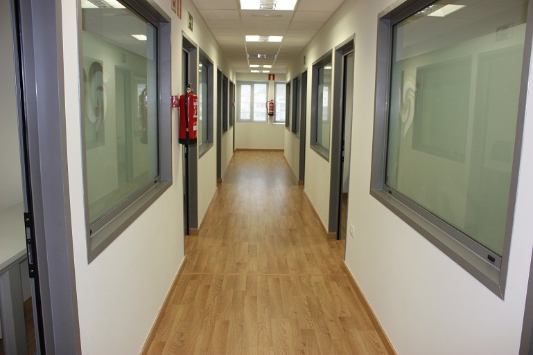 Seguridad Industrial, Alturas y Salud Ocupacional: Pasillos y ...