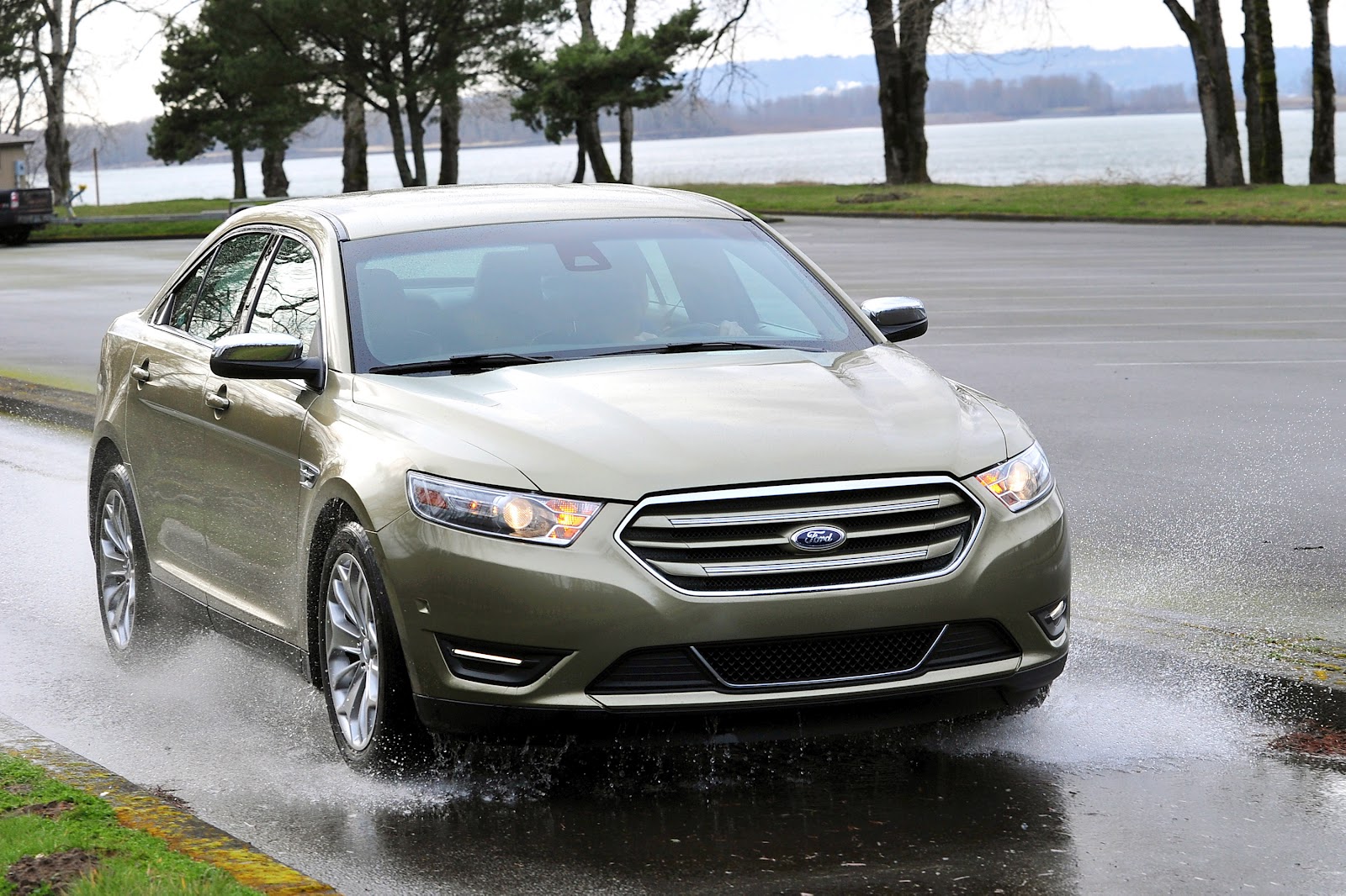 2013 Ford Taurus Ecoboost, elle boit peu