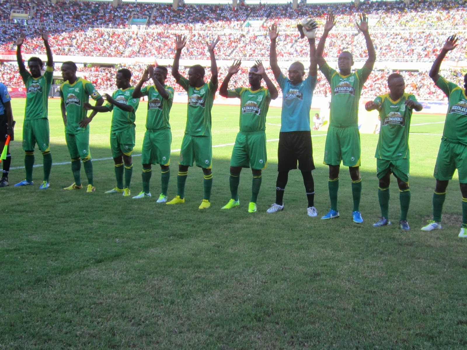 HYPERMAN HK: KAMBI YA SIMBA HALI MBAYA WACHEZAJI WAKOSA FURAHA YA ...