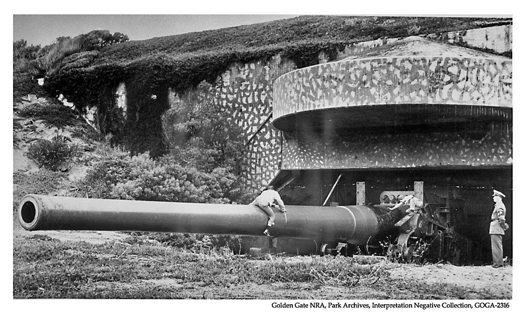 San Francisco Bay Area Photo Blog: Gun Battery Davis, a World War II 16 ...