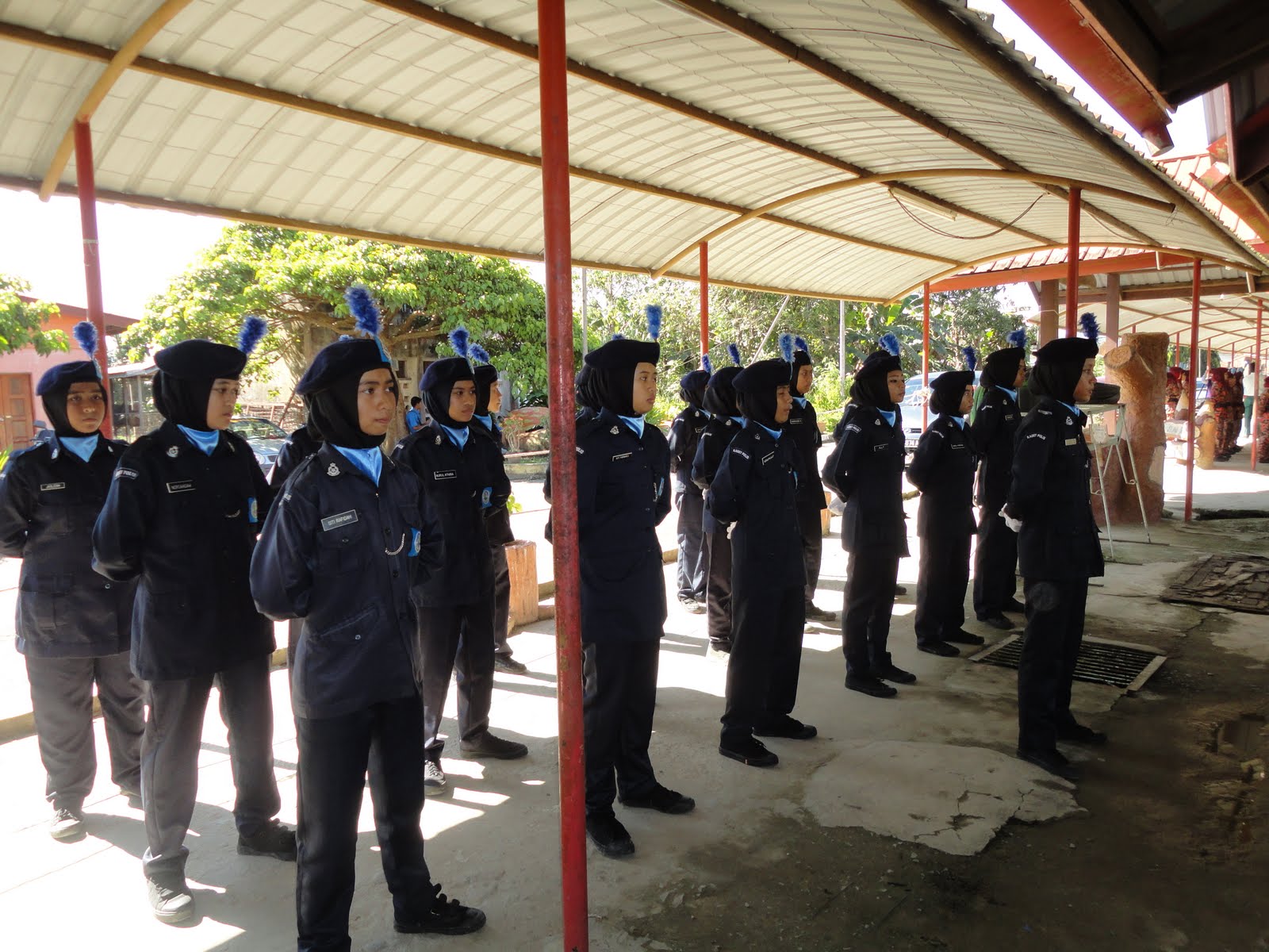 PASUKAN KOR KADET POLIS SMK. KOTA MARUDU, SABAH: Kawad Formasi ...