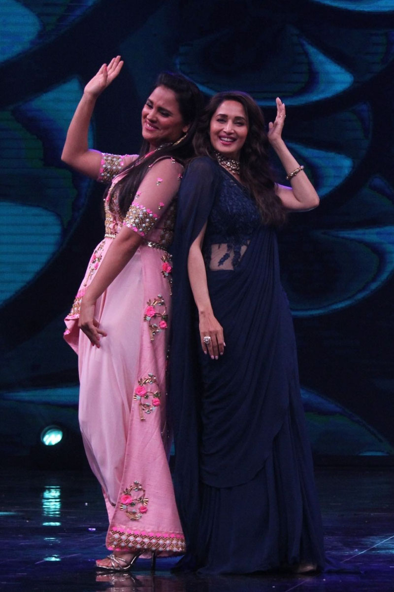 Bollywood Queen Madhuri Dixit Stills At Dancing