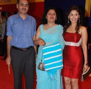 Manjari Fadnis Profile, Affairs, Contacts, Boyfriend, Gallery, News, Hd ...