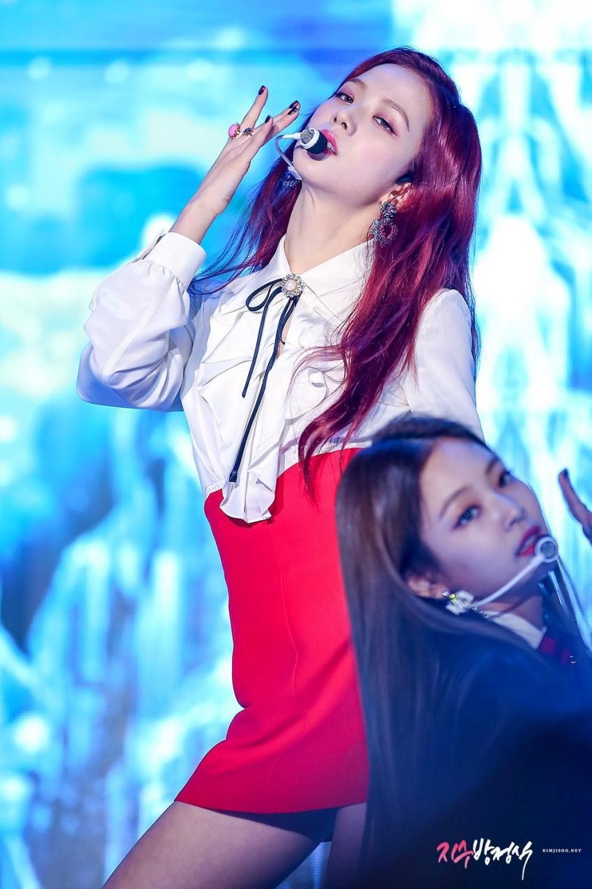 JISOO IN INSTIZ AREA 17.07.27 - BlackPinkbuzz