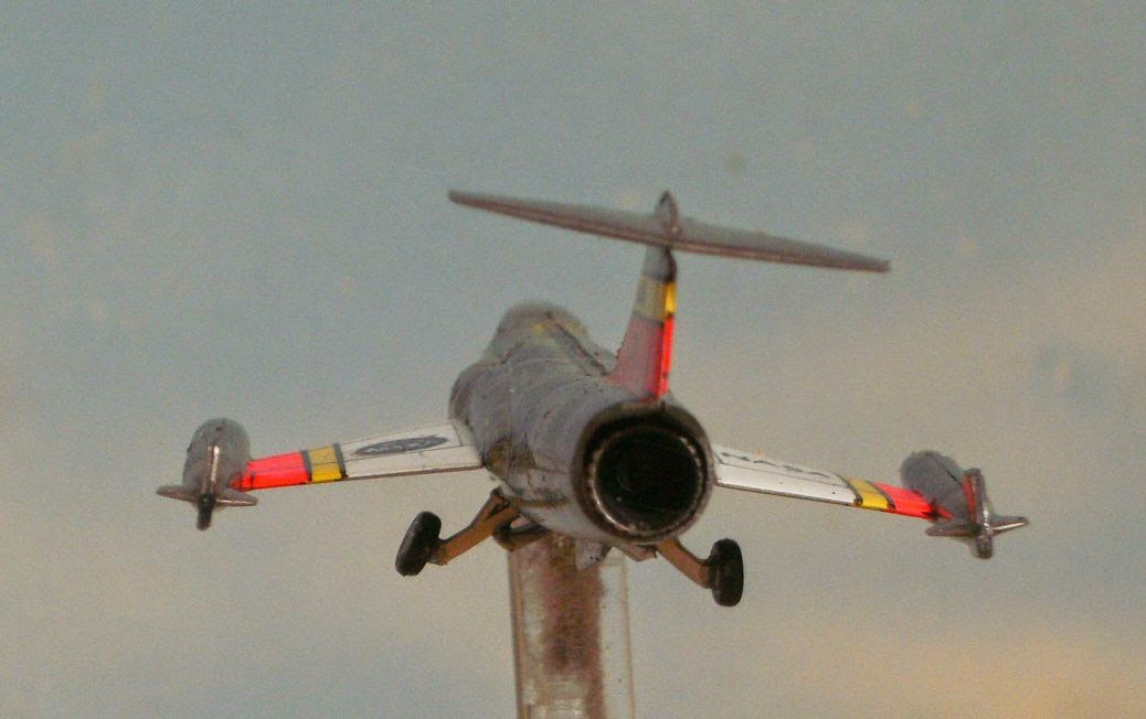 Happyscale-Modellbau: North American XB-70 Valkyrie & Lockheed F-104N ...