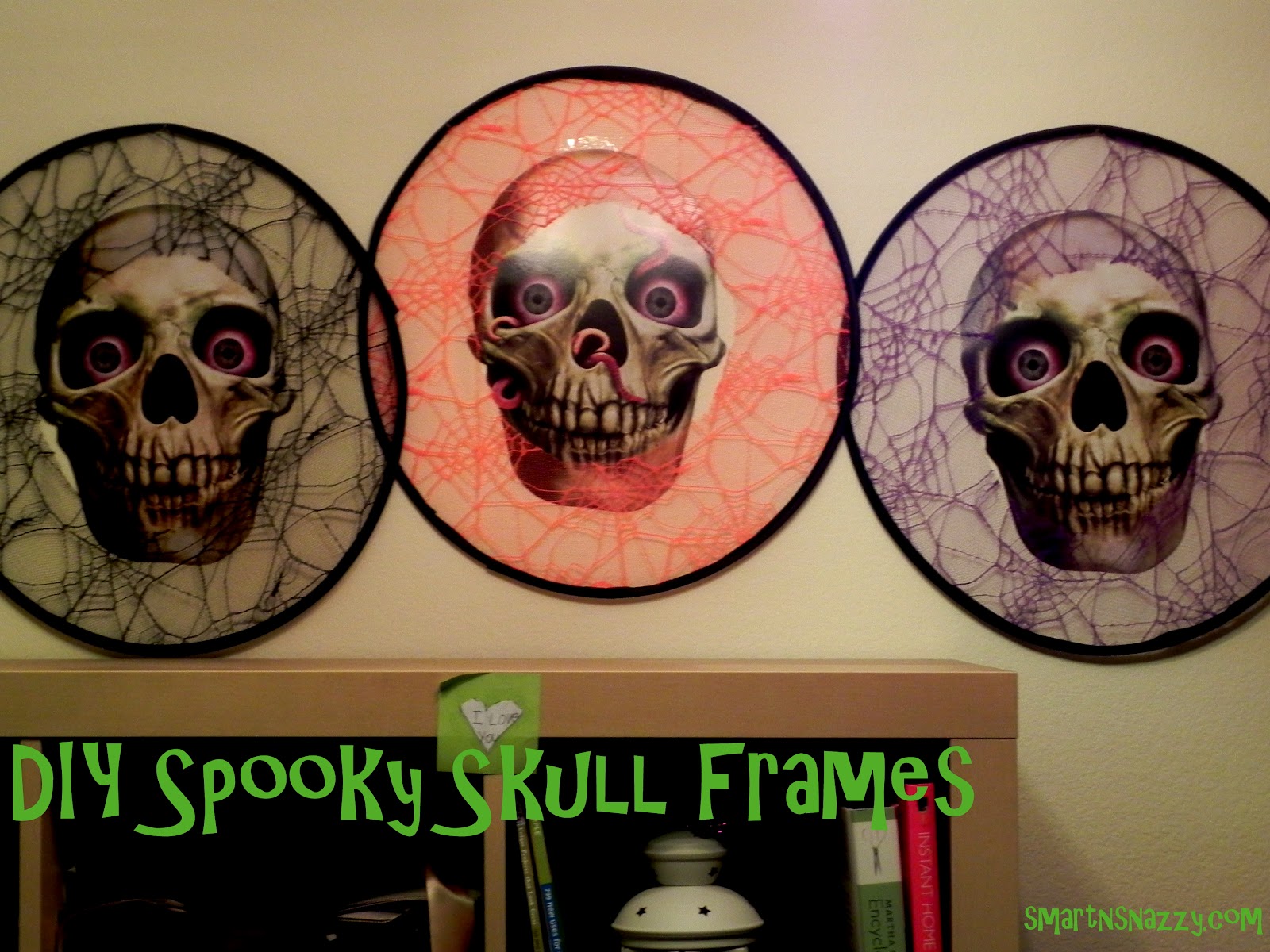 Smart n Snazzy: DIY Spooky Skull Frames