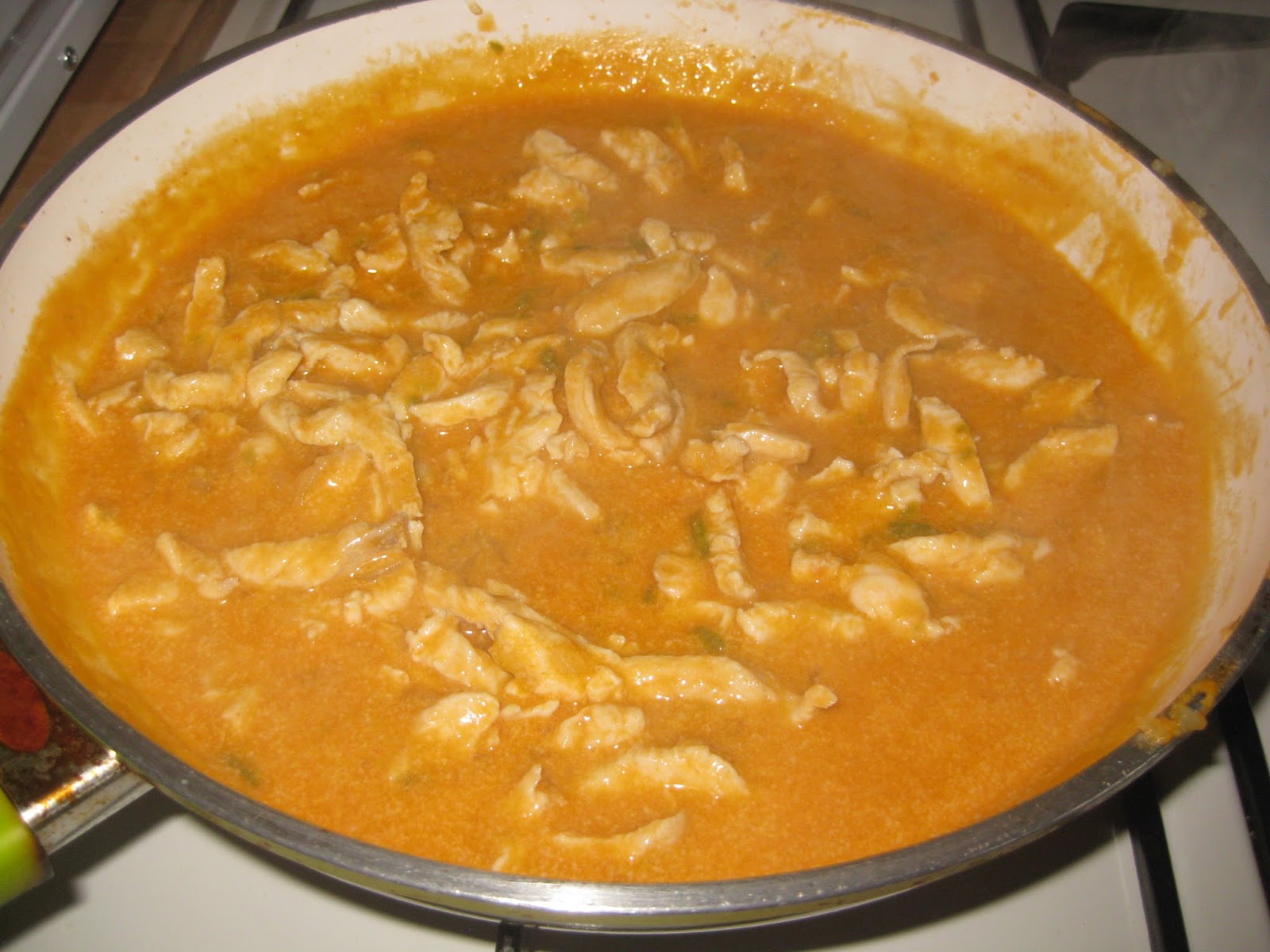 LAS RECETAS DE PEPEJO: TIBURONES(PASTA) DI CARDINALE CON POLLO