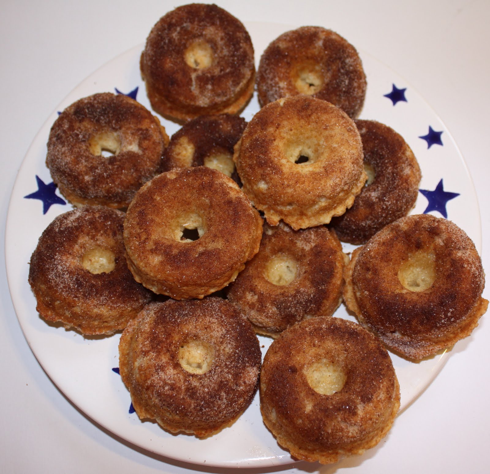 Thimbles, Bobbins, Paper and Ink: Cinnamon-sugar topped Muffnuts