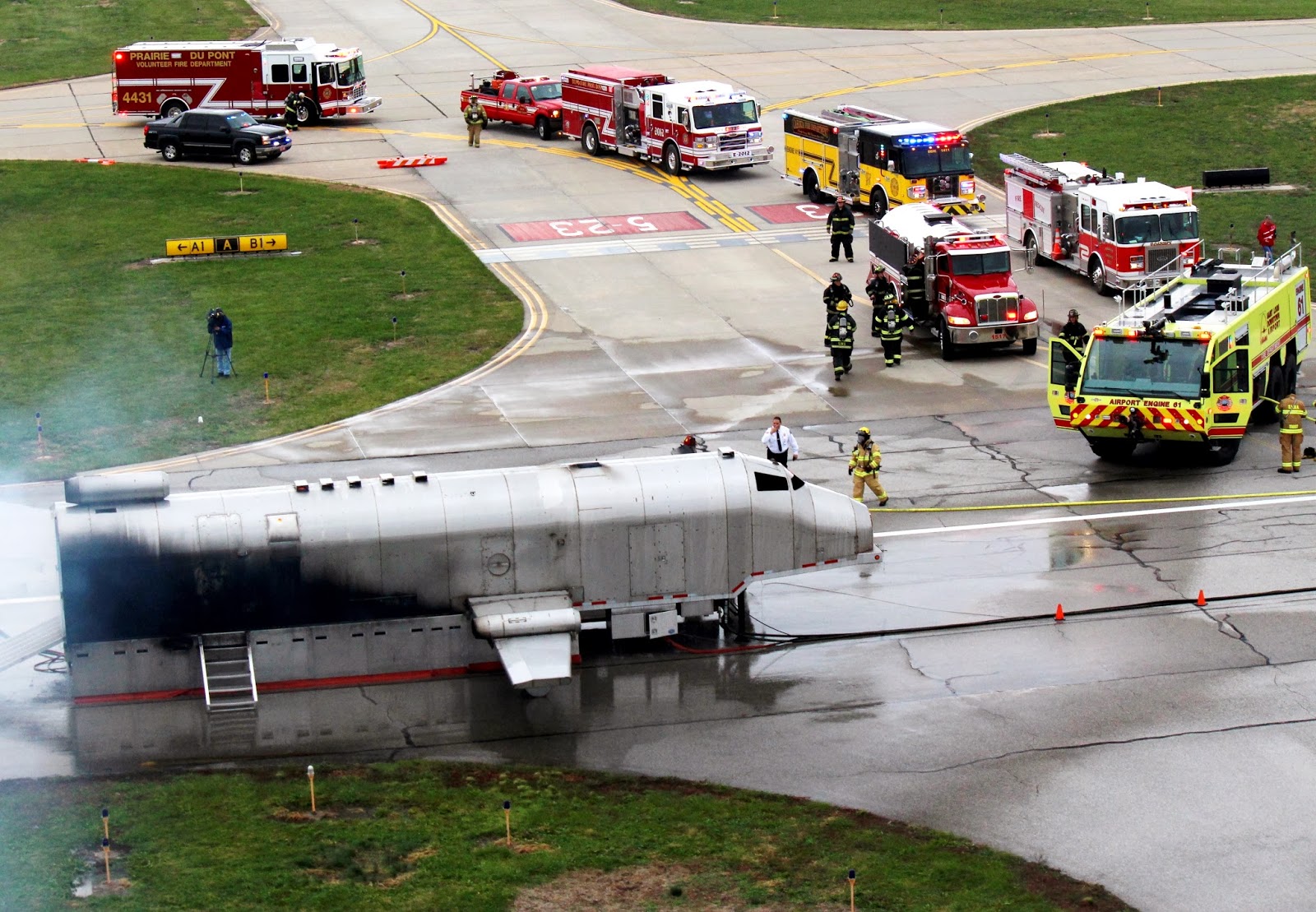 The Aero Experience: Aircraft Mass Casualty Rescue Drill Sharpens ...